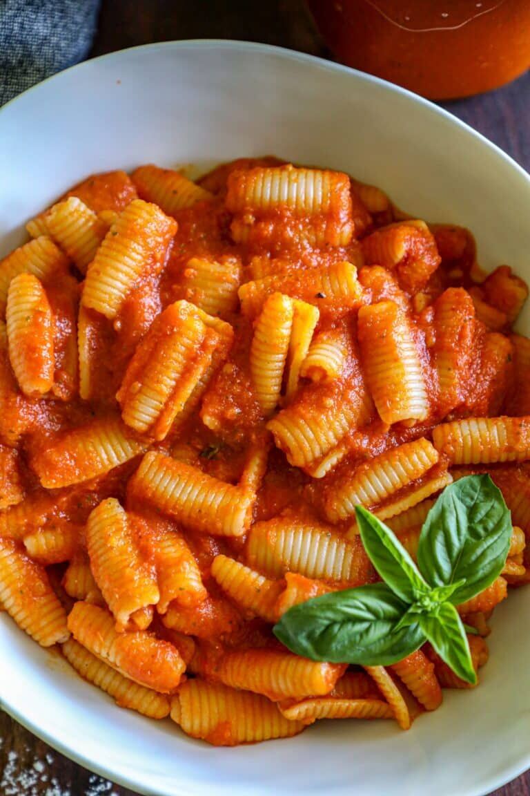 Roasted Tomato Pasta Sauce Recipe - Bonappeteach
